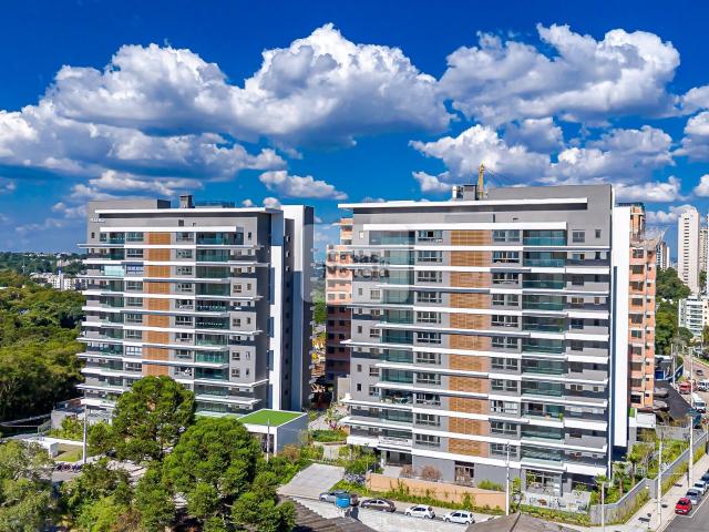 Apartamento para venda em Orleans em Curitiba Paraná de 193.00m² com 3 Quartos, 3 Suítes e 4 Garagens