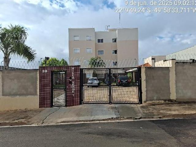 Apartamento para venda em Osvaldo Fanceli de 44.00m² com 2 Quartos e 1 Garagem