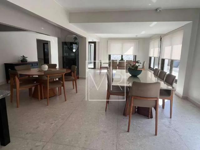 Apartamento para Venda em Atibaia/SP Centro 4 Quartos