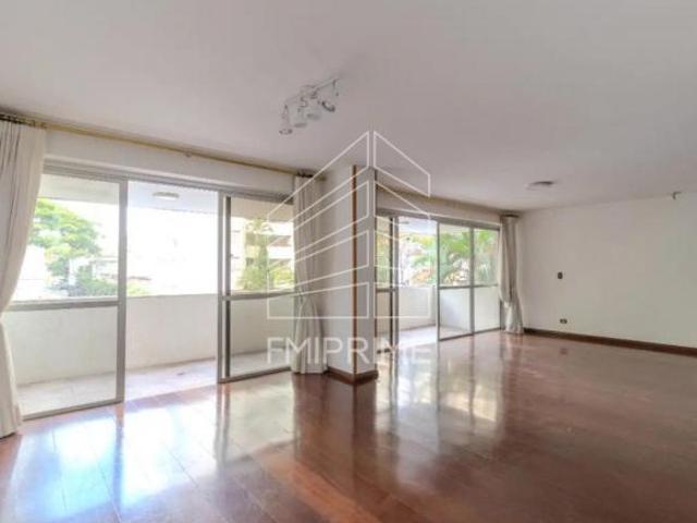 Apartamento para venda em Aclimação com 3 quartos, sendo 3 suítes, 241m²