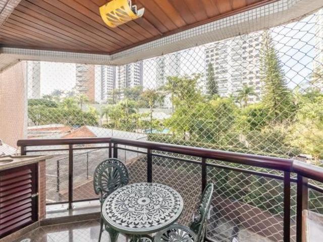 Apartamento para venda em Água Fria com 4 quartos, sendo 3 suítes, 136m²
