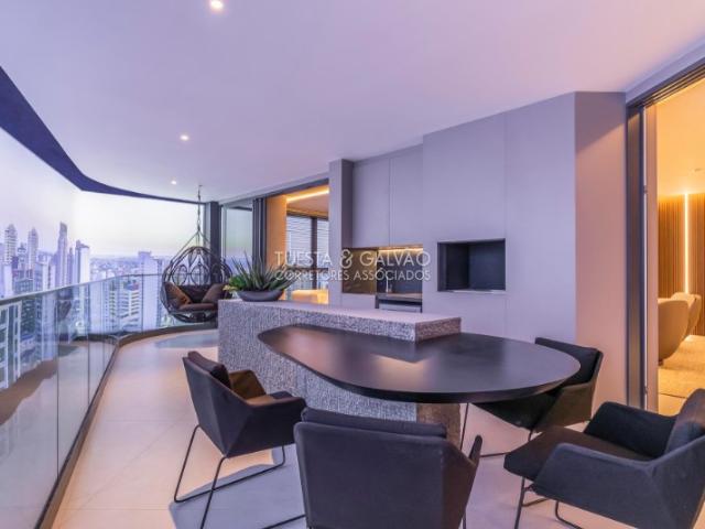 Apartamento para venda em Água Verde em Curitiba Paraná de 323.00m² com 3 Quartos, 3 Suítes e 4 Garagens