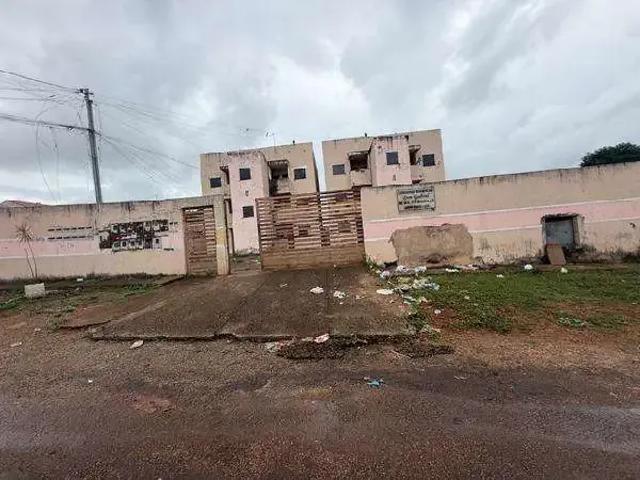 Apartamento para Venda em Águas Lindas de Goiás/GO Jardim Santa Lúcia 2 Quartos