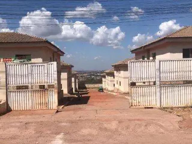 Apartamento para Venda em Águas Lindas de Goiás/GO Parque da Barragem Setor 11 2 Quartos