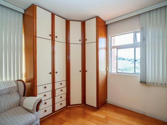 Apartamento para venda em Ahú de 58.00m² com 2 Quartos e 1 Garagem