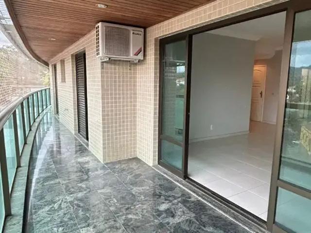 Apartamento para Venda em Amparo/SP Centro 4 Quartos