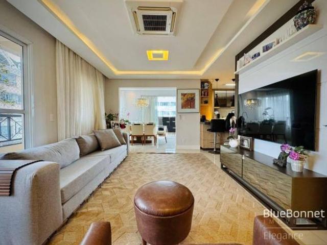 Apartamento para venda em Anhangabaú de 257.00m² com 4 Quartos, 3 Suites e 4 Garagens