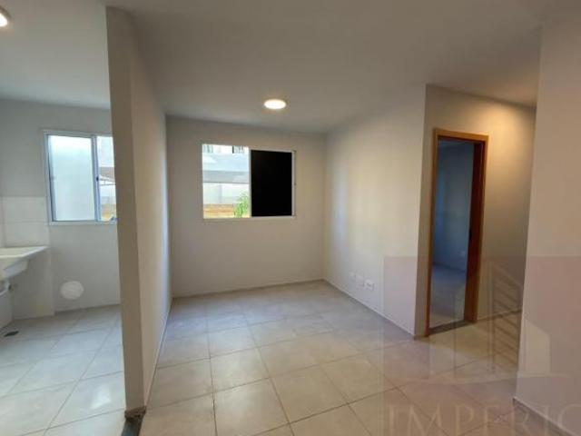 Apartamento para Venda em Aparecida de Goiânia, Chácaras São Pedro, 2 dormitórios, 1 banheiro, 1 vag