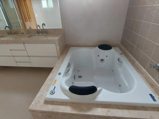 Apartamento para Venda em Araçatuba/SP Centro 4 Quartos