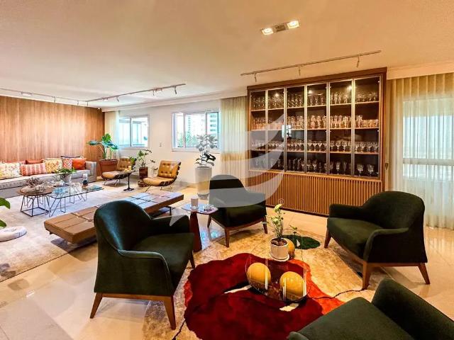 Apartamento para Venda em Araçatuba/SP Centro 4 Quartos