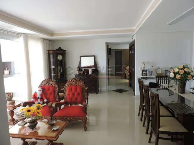 Apartamento para Venda em Araçatuba/SP Centro 4 Quartos