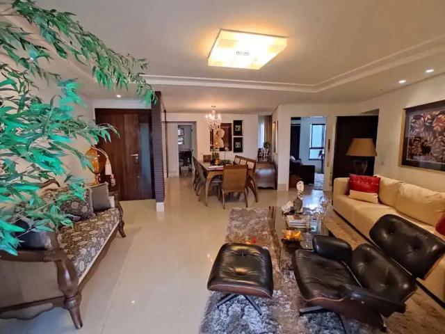 Apartamento para Venda em Aracaju/SE Grageru 4 Quartos