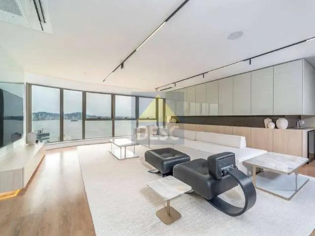 Apartamento para Venda em Balneário Camboriú/SC Barra Sul 4 Quartos