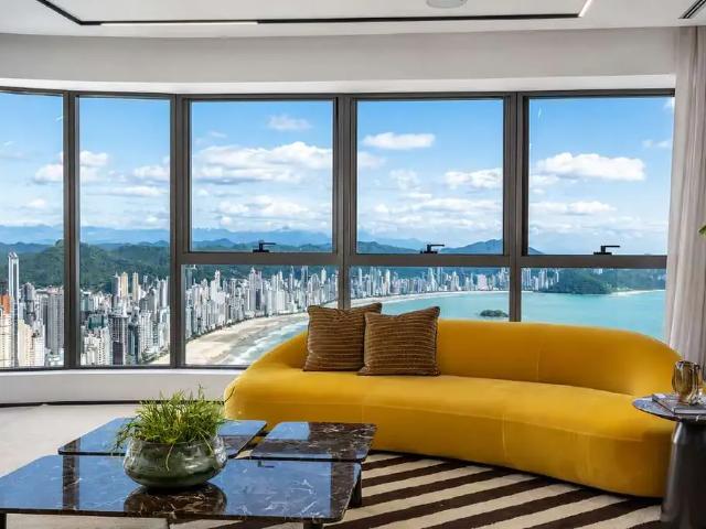 Apartamento para Venda em Balneário Camboriú/SC Barra Sul 4 Quartos