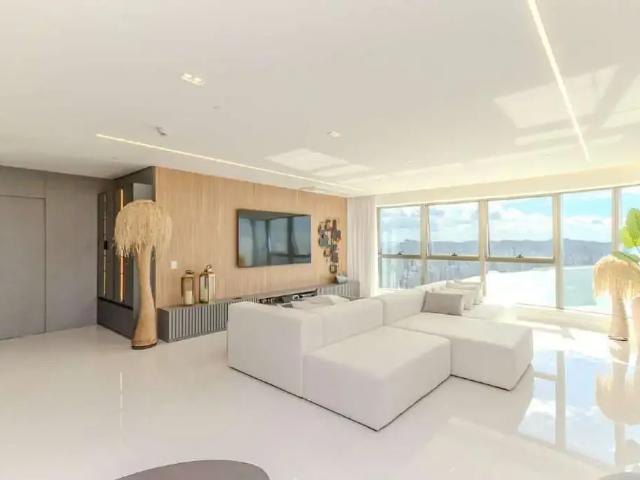 Apartamento para Venda em Balneário Camboriú/SC Barra Sul 4 Quartos