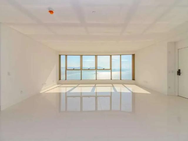Apartamento para Venda em Balneário Camboriú/SC Barra Sul 4 Quartos