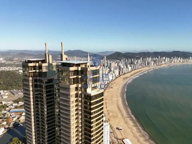 Apartamento para Venda em Balneário Camboriú/SC Barra Sul 4 Quartos