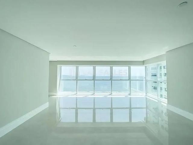 Apartamento para Venda em Balneário Camboriú/SC Barra Sul 4 Quartos