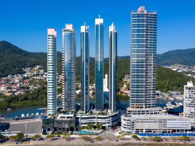 Apartamento para Venda em Balneário Camboriú/SC Barra Sul 4 Quartos