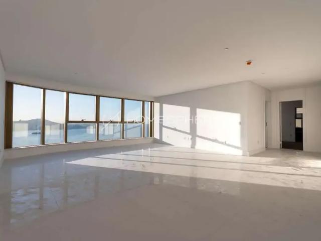 Apartamento para Venda em Balneário Camboriú/SC Barra Sul 4 Quartos