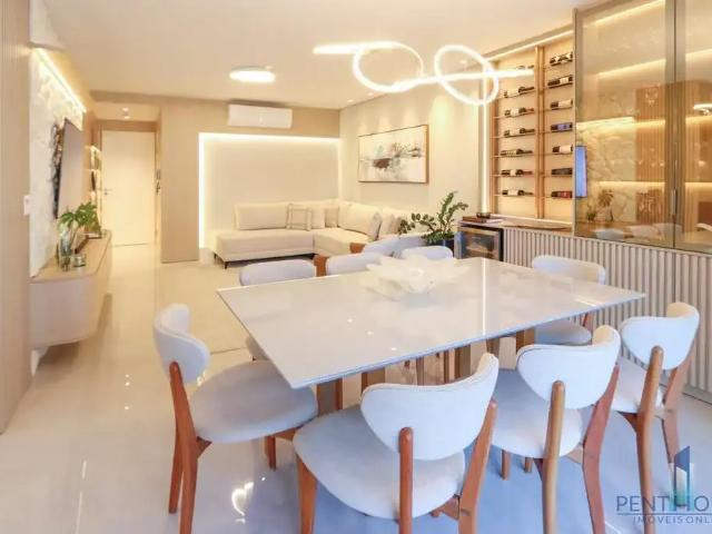 Apartamento para Venda em Balneário Camboriú/SC Barra Sul 4 Quartos