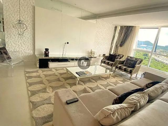 Apartamento para Venda em Balneário Camboriú/SC Barra Sul 4 Quartos