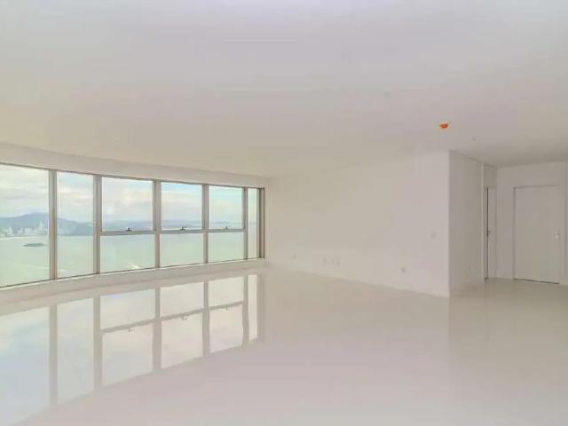 Apartamento para Venda em Balneário Camboriú/SC Barra Sul 4 Quartos