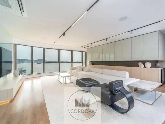 Apartamento para Venda em Balneário Camboriú/SC Barra Sul 4 Quartos