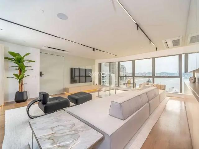 Apartamento para Venda em Balneário Camboriú/SC Barra Sul 4 Quartos