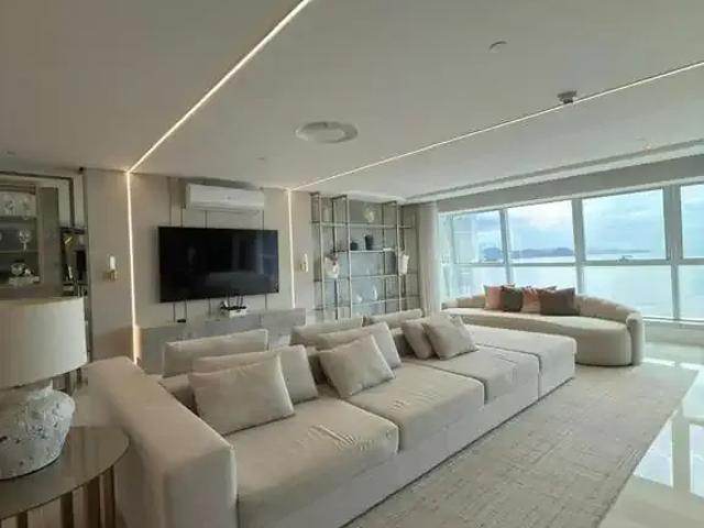 Apartamento para Venda em Balneário Camboriú/SC Barra Sul 6 Quartos