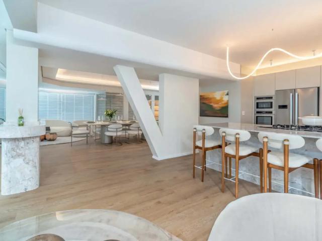 Apartamento para Venda em Balneário Camboriú/SC Barra Sul 6 Quartos