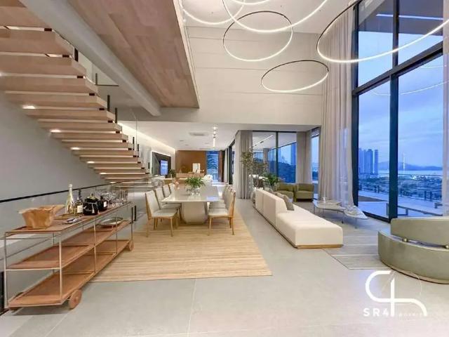 Apartamento para Venda em Balneário Camboriú/SC Barra