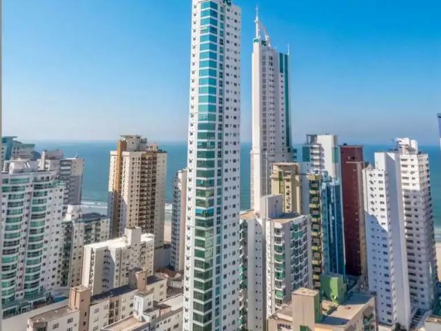 Apartamento para Venda em Balneário Camboriú/SC Centro 4 Quartos