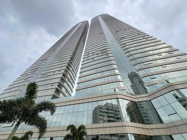 Apartamento para Venda em Balneário Camboriú/SC Centro 4 Quartos