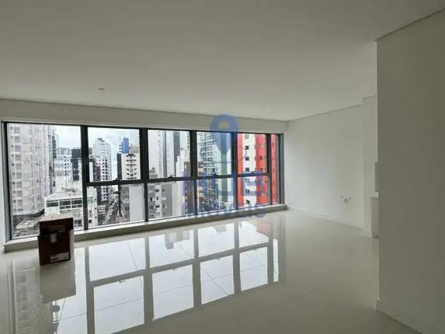 Apartamento para Venda em Balneário Camboriú/SC Centro 4 Quartos
