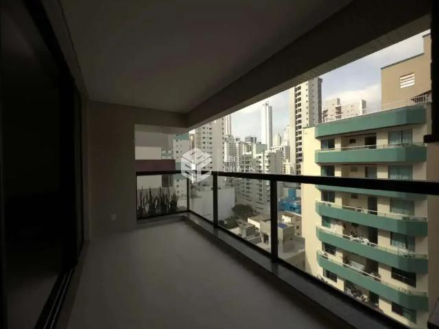 Apartamento para Venda em Balneário Camboriú/SC Centro 4 Quartos