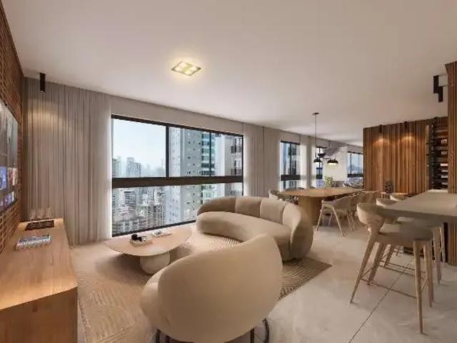 Apartamento para Venda em Balneário Camboriú/SC Centro 4 Quartos