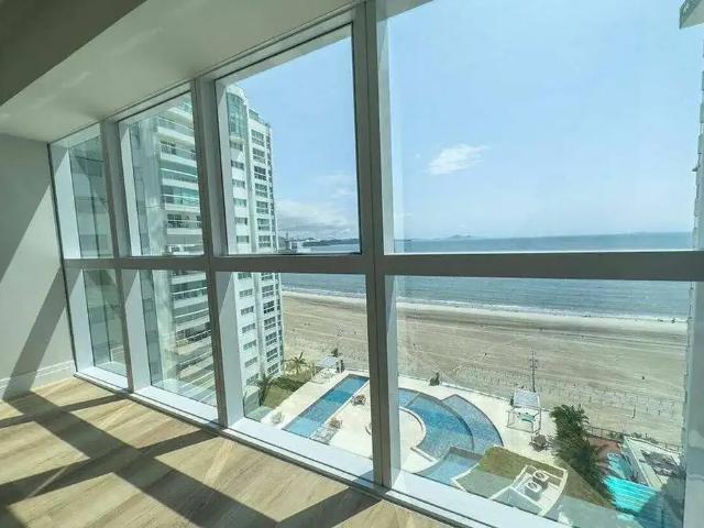 Apartamento para Venda em Balneário Camboriú/SC Centro 4 Quartos
