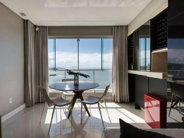 Apartamento para Venda em Balneário Camboriú/SC Centro 4 Quartos