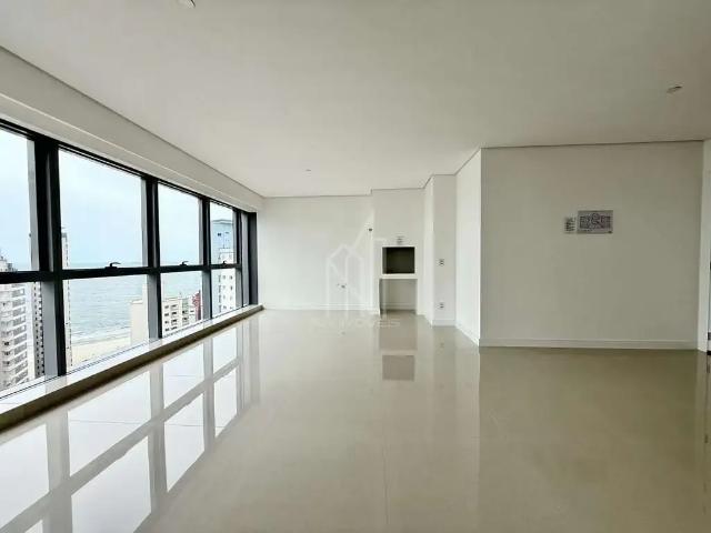 Apartamento para Venda em Balneário Camboriú/SC Centro 4 Quartos