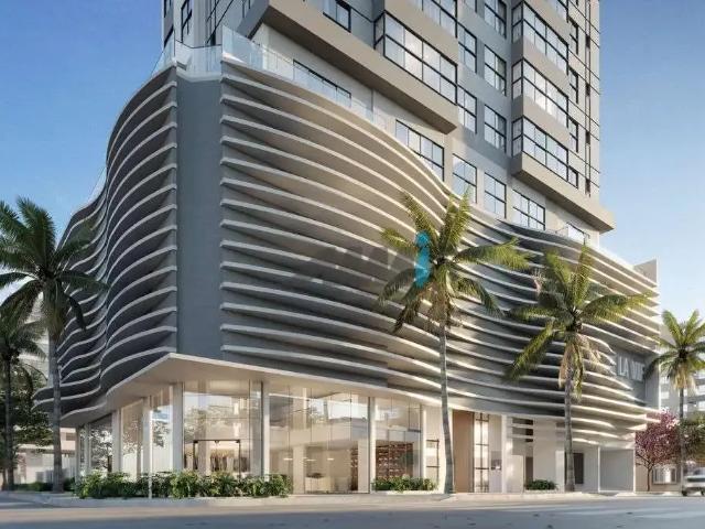 Apartamento para Venda em Balneário Camboriú/SC Centro 4 Quartos