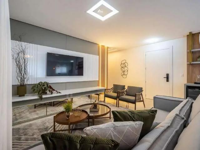 Apartamento para Venda em Balneário Camboriú/SC Centro 4 Quartos