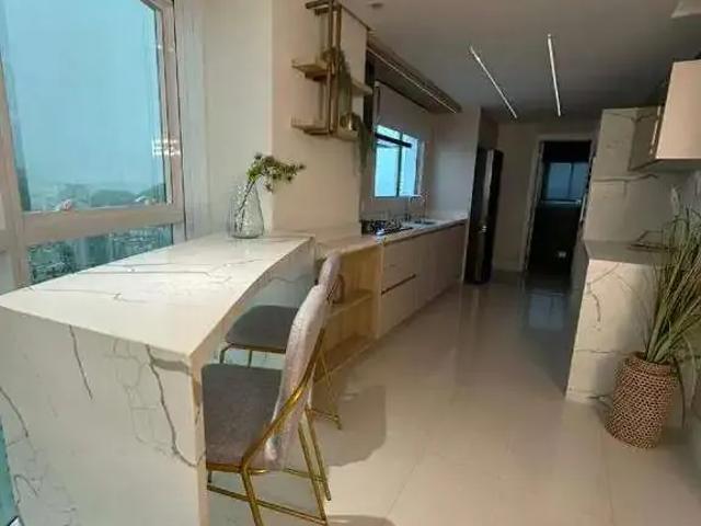 Apartamento para Venda em Balneário Camboriú/SC Centro 4 Quartos