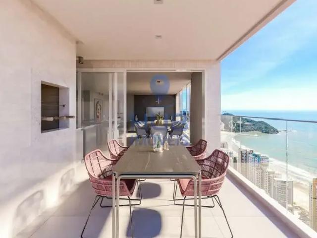 Apartamento para Venda em Balneário Camboriú/SC Centro 4 Quartos