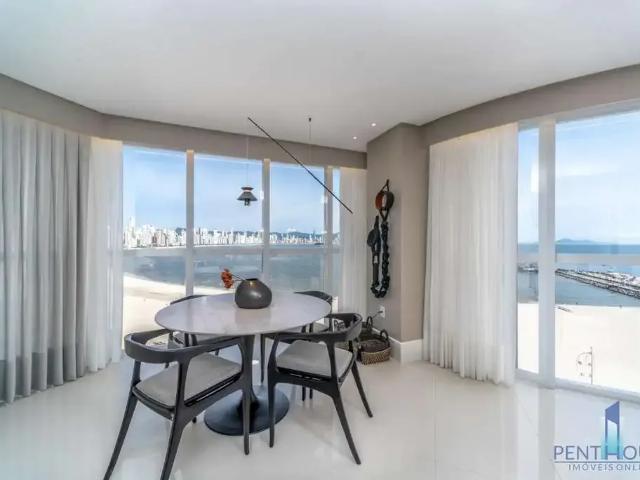 Apartamento para Venda em Balneário Camboriú/SC Centro 4 Quartos
