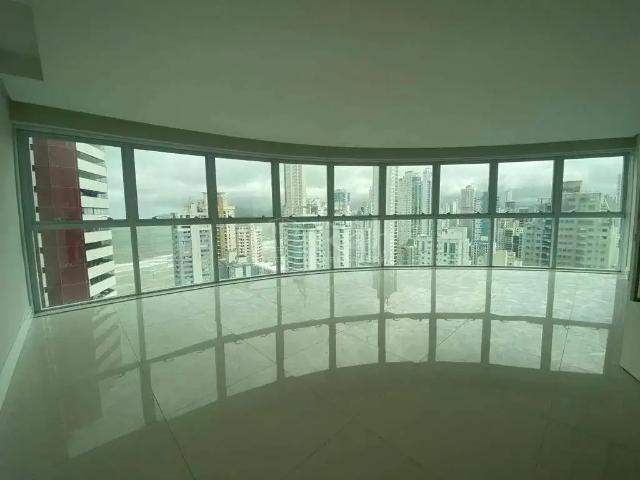 Apartamento para Venda em Balneário Camboriú/SC Centro 4 Quartos