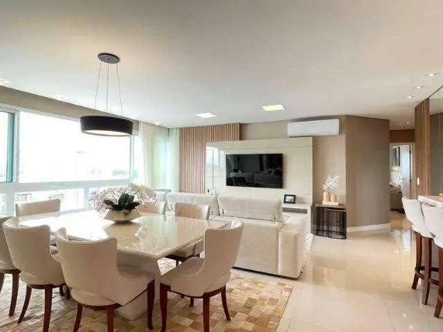 Apartamento para Venda em Balneário Camboriú/SC Centro 4 Quartos