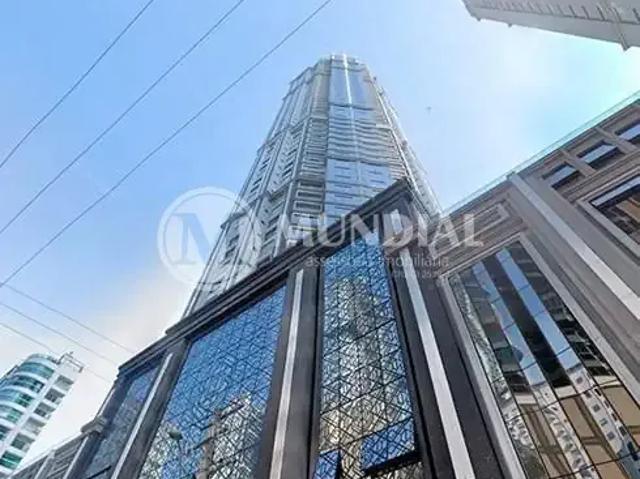 Apartamento para Venda em Balneário Camboriú/SC Centro 4 Quartos