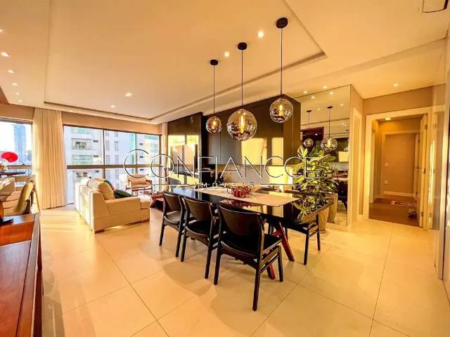 Apartamento para Venda em Balneário Camboriú/SC Centro 4 Quartos
