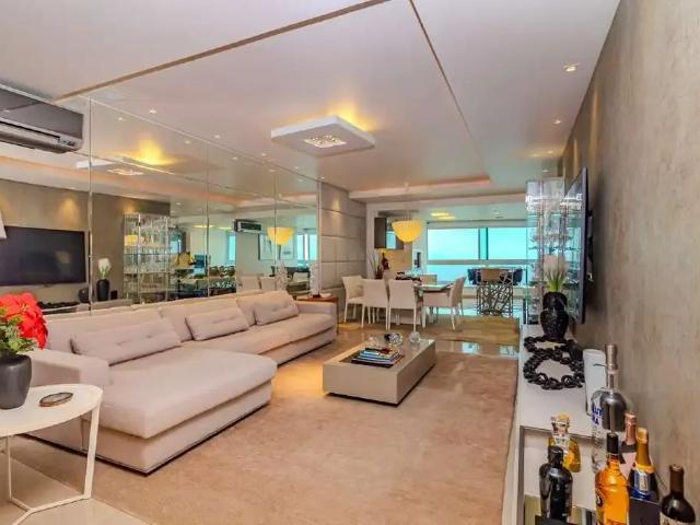 Apartamento para Venda em Balneário Camboriú/SC Centro 4 Quartos